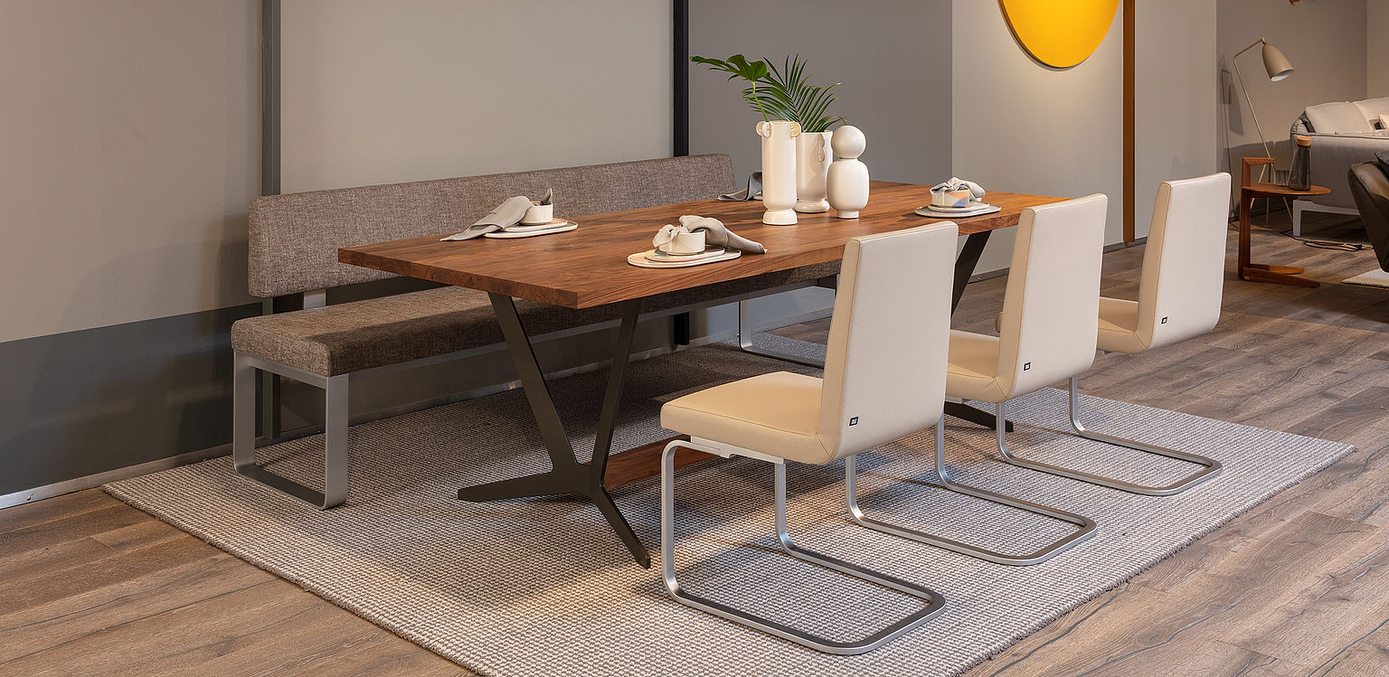 Modus10 | Rolf Benz 921 Dining Table